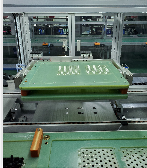 Automatic Lithium Ion Battery Pack Production Line 18650 / 21700 ...